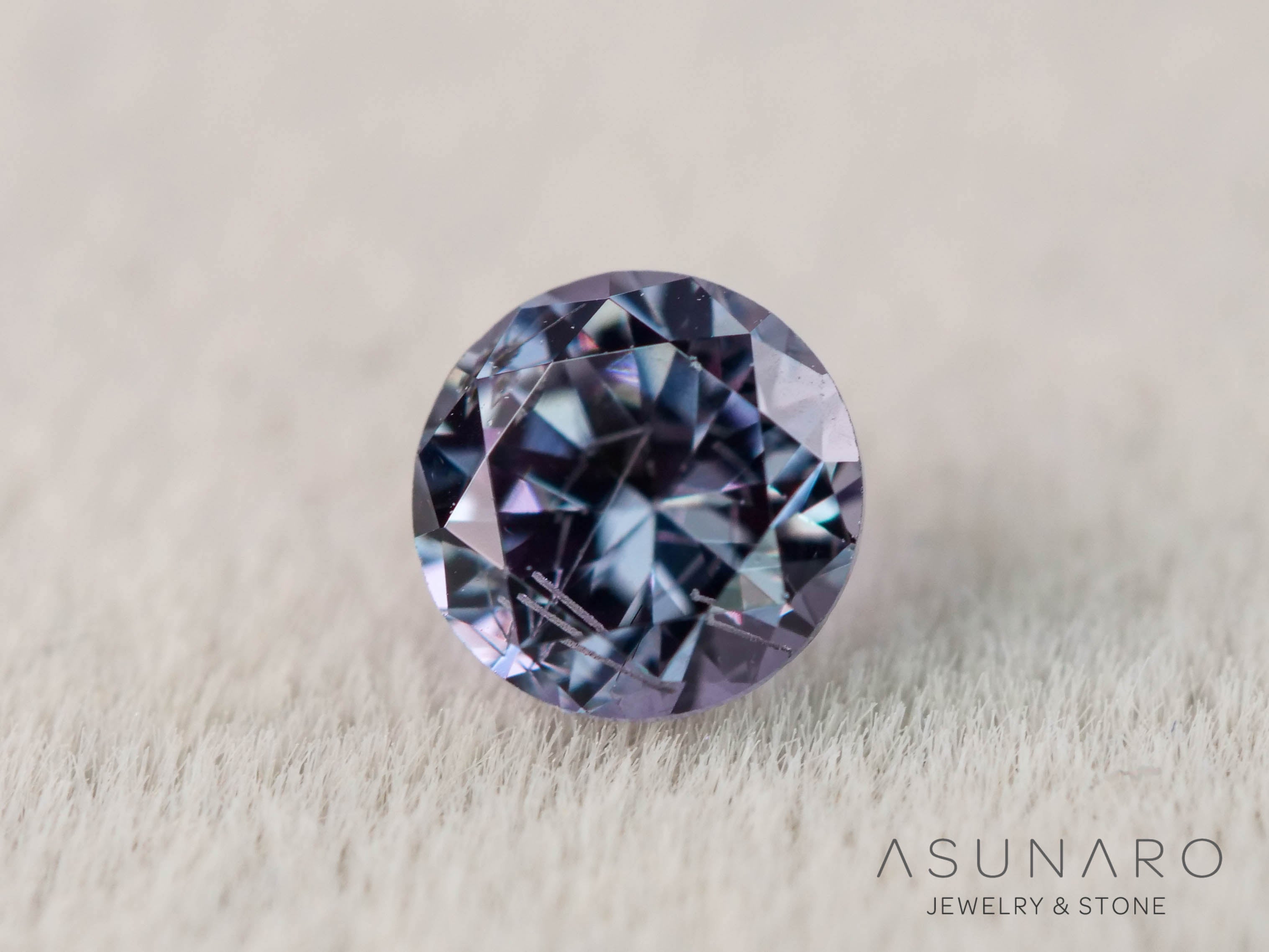 ベキリーブルーガーネット ラウンドカット マダガスカル産 0.22ct【251114-3030】 – ASUNARO STONE